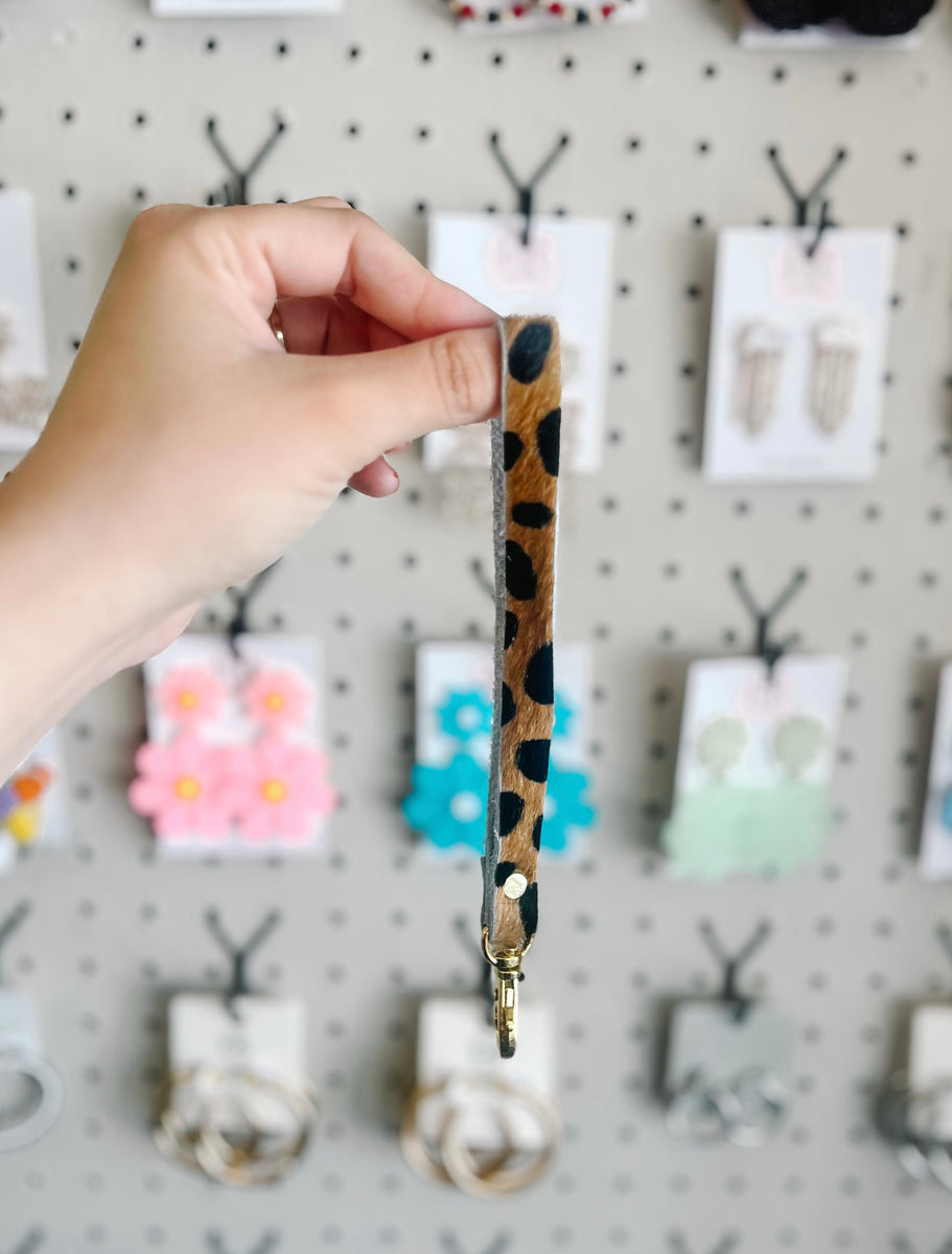 Cheetah Keychain – Riverside Rayne Boutique